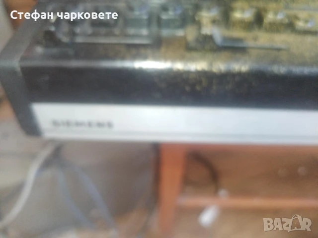 четери канален усилвател със радио тунер, касетачен дек и грамофон в ...