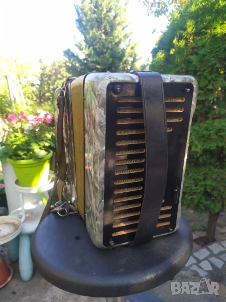 Рядък диатоничен акордеон Hohner Club IIB-Victoria в Акордеони в гр ...