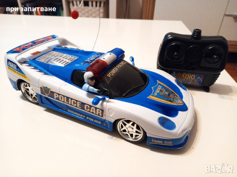 Стара играчки, R/C кола Ferrari F50 Police Highway Patrol и Mercedes ...