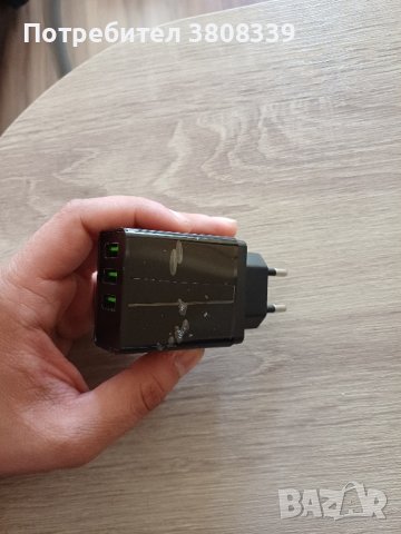 Глава за зарядно , 2 USB гнезда в Резервни части за телефони в гр ...